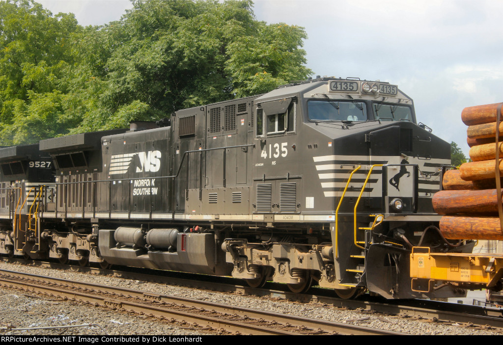 NS 4135
